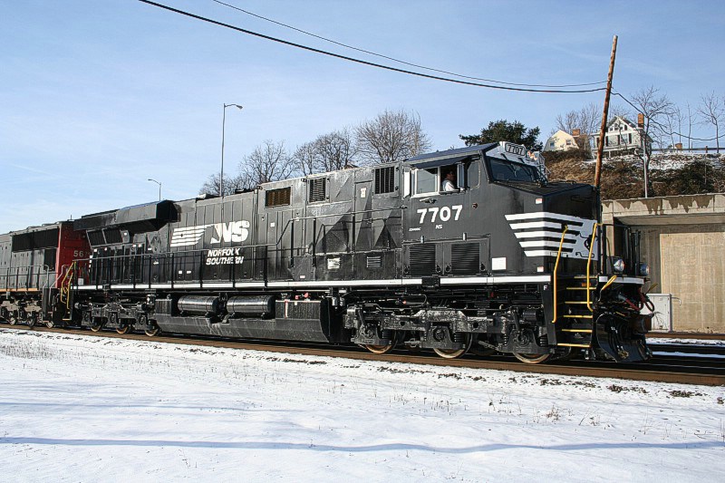 NS 7707